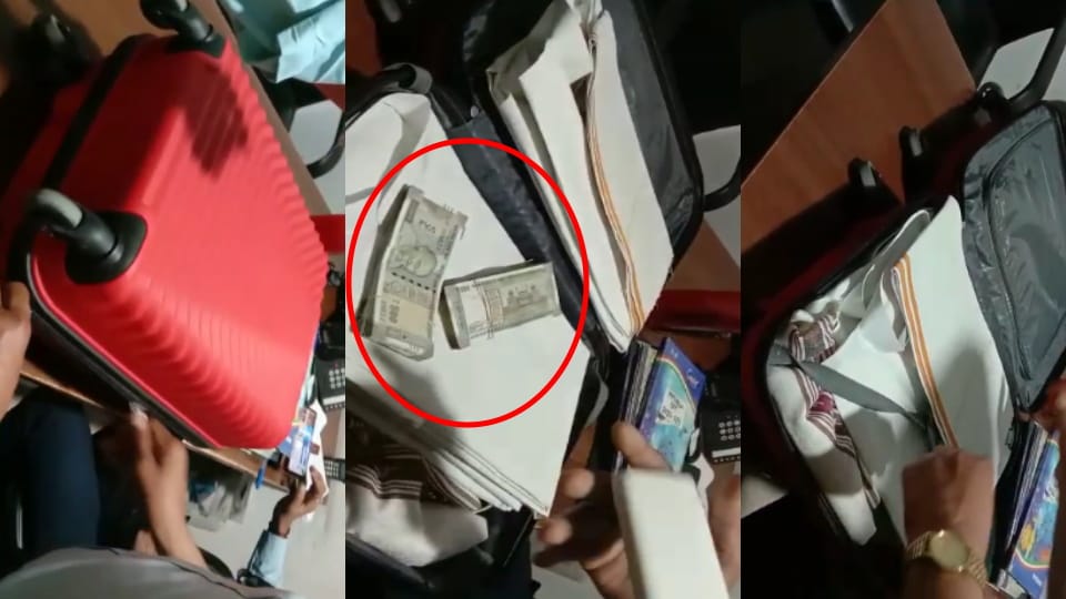 Aiims Security Guard Return Bag With Clothes And One Lac Ruprees To ...