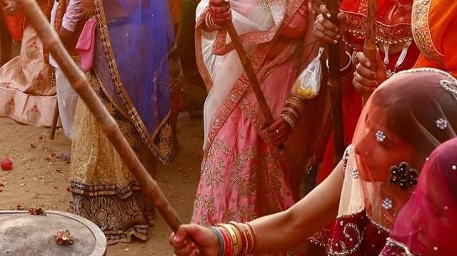 तस्वीरों में देखें में ब्रज की भव्य-दिव्य और अलौकिक होली