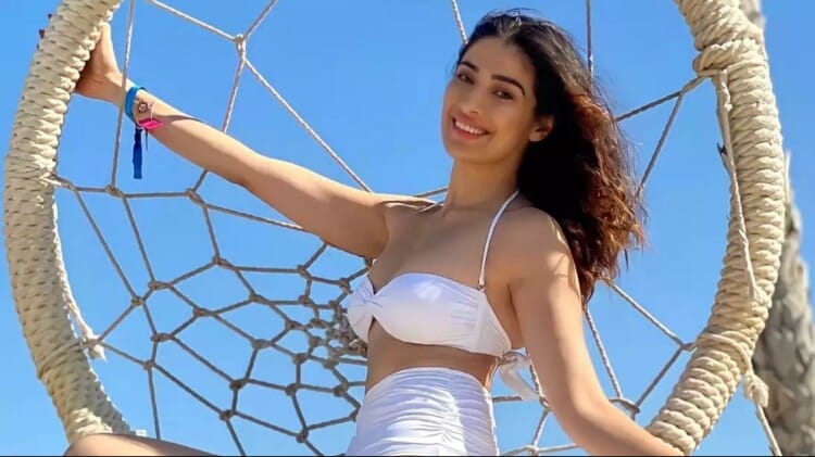 Bhojpuri:साउथ की ये हसीनाएं थीं भोजपुरी फिल्मों की 'रानी', अब इंडस्ट्री से हो गईं लापता - List ...