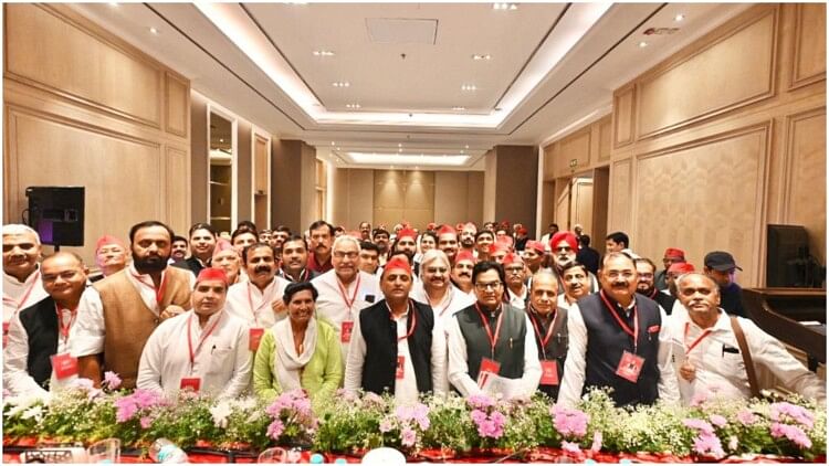 Samajwadi Party Akhilesh Yadav Said Caste Census Will Important In 2024