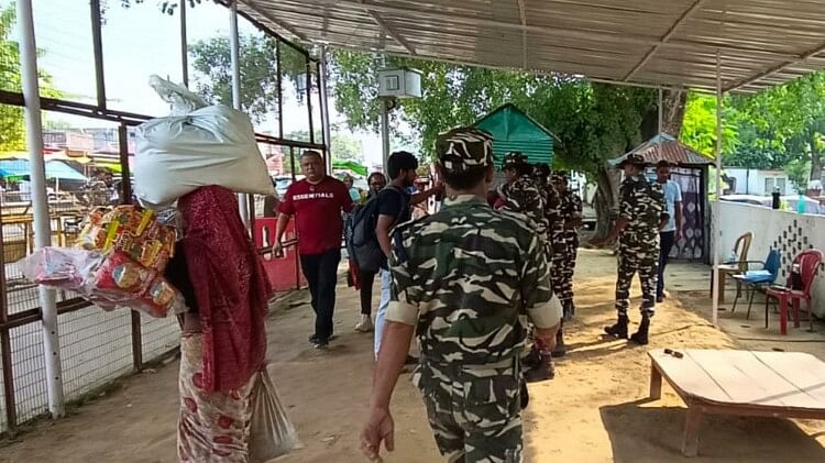 Bahraich भारत नेपाल मैत्री बस में पौने दो किलो चरस समेत महिला गिरफ्तार