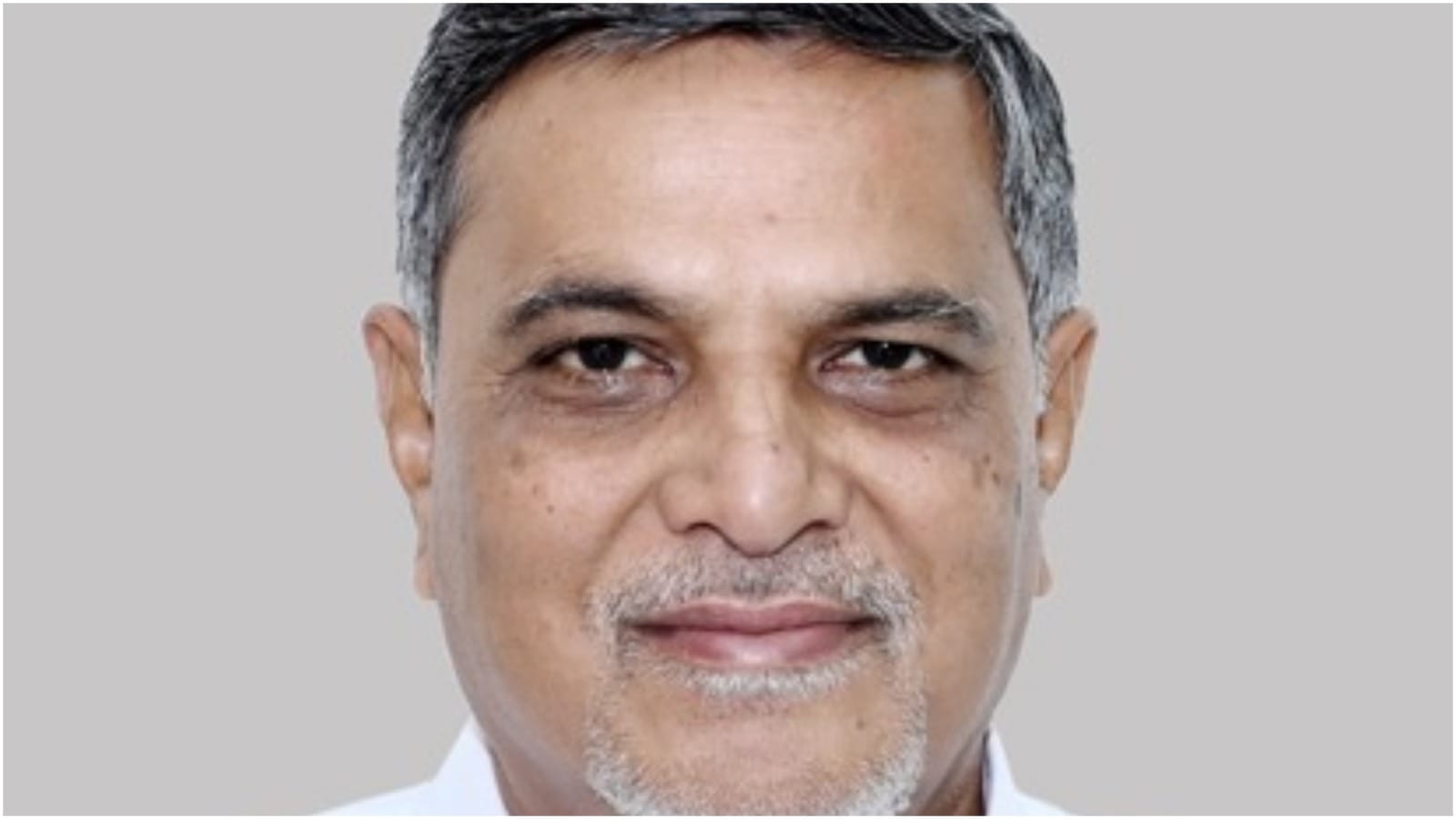 Indian Railways: Sunil Kumar Jha New Gm Of Northeast Frontier Railway Construction, Tooks Charge ...