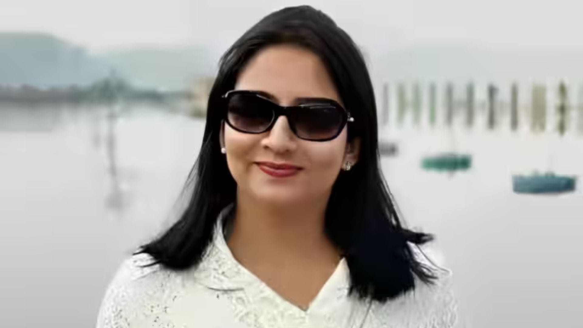 Conman Kiran Patel Wife Held In Cheating Case In Ahmedabad - Amar Ujala ...