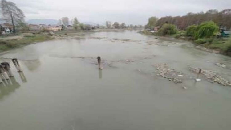 Foam And Foul Smell Disappeared From Sindh River, Pollution Board Took ...