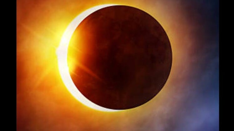 जानिए साल 2023 के आखिरी सूर्य और चंद्र ग्रहण का सूतक काल