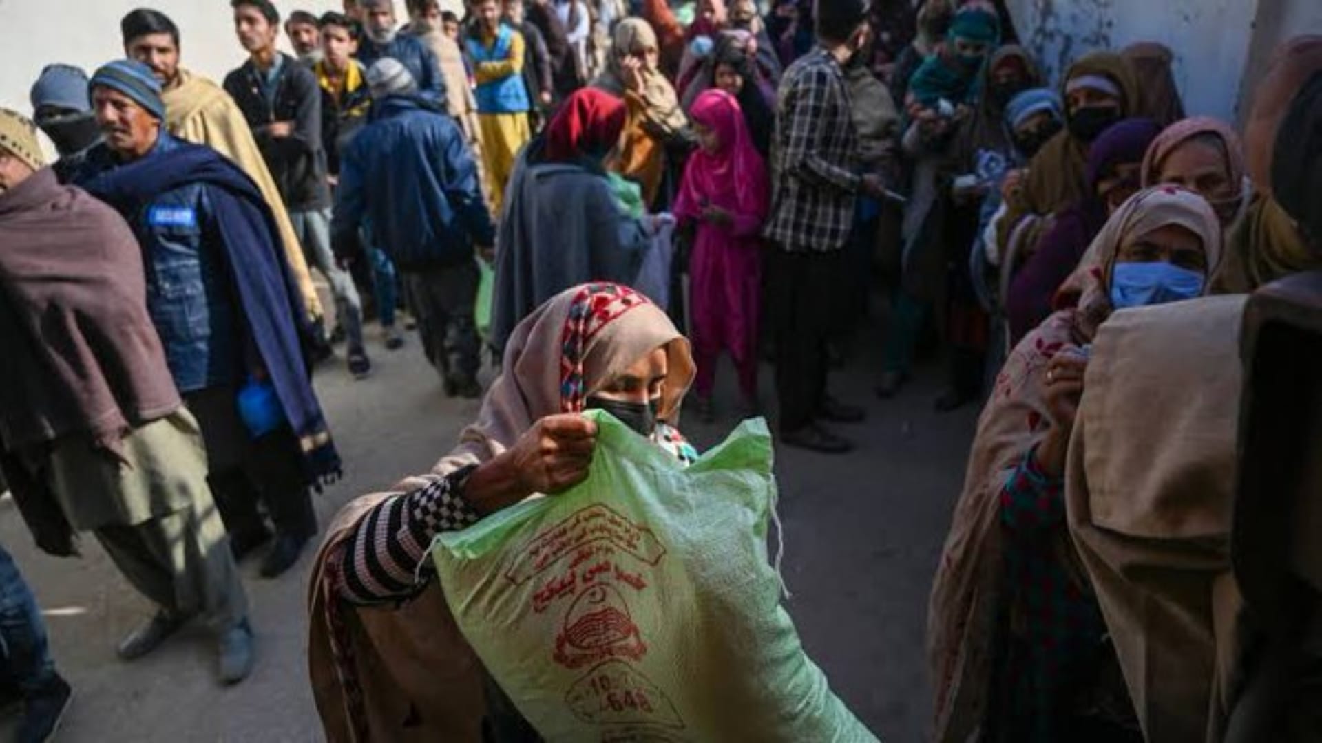 Pakistan: Flour Becomes Deadly In Pakistan, Country Faces Severe Flour ...