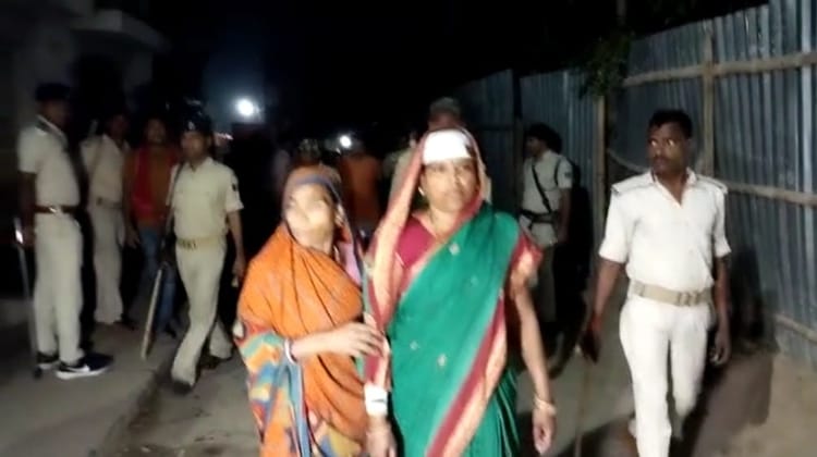 Bihar:भागलपुर में मूर्ति विसर्जन कर लौटने के क्रम में दो पक्षों में ...