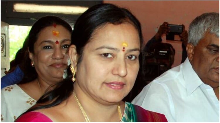 Karnataka Polls:देवगौड़ा की बहू हासन विधानसभा सीट से चुनाव लड़ने पर ...