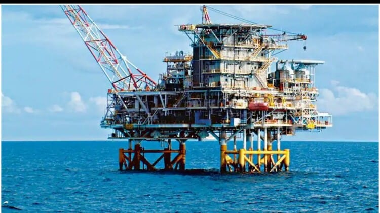 Assam: Fierce Fire In Ongc Oil Field In Sivasagar - Amar Ujala Hindi ...