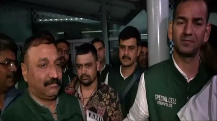 Gangster Deepak Pahal Boxer Absconded With A Group Of 10 People ...