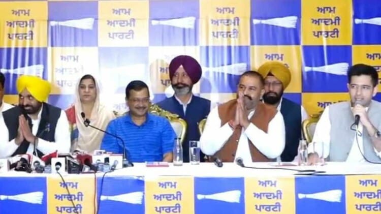 Former Congress Mla Sushil Rinku Joins Aam Aadmi Party - Amar Ujala ...