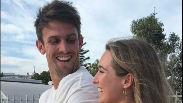 किसी एक्ट्रेस से कम नहीं है मिचेल मार्श की पत्नी