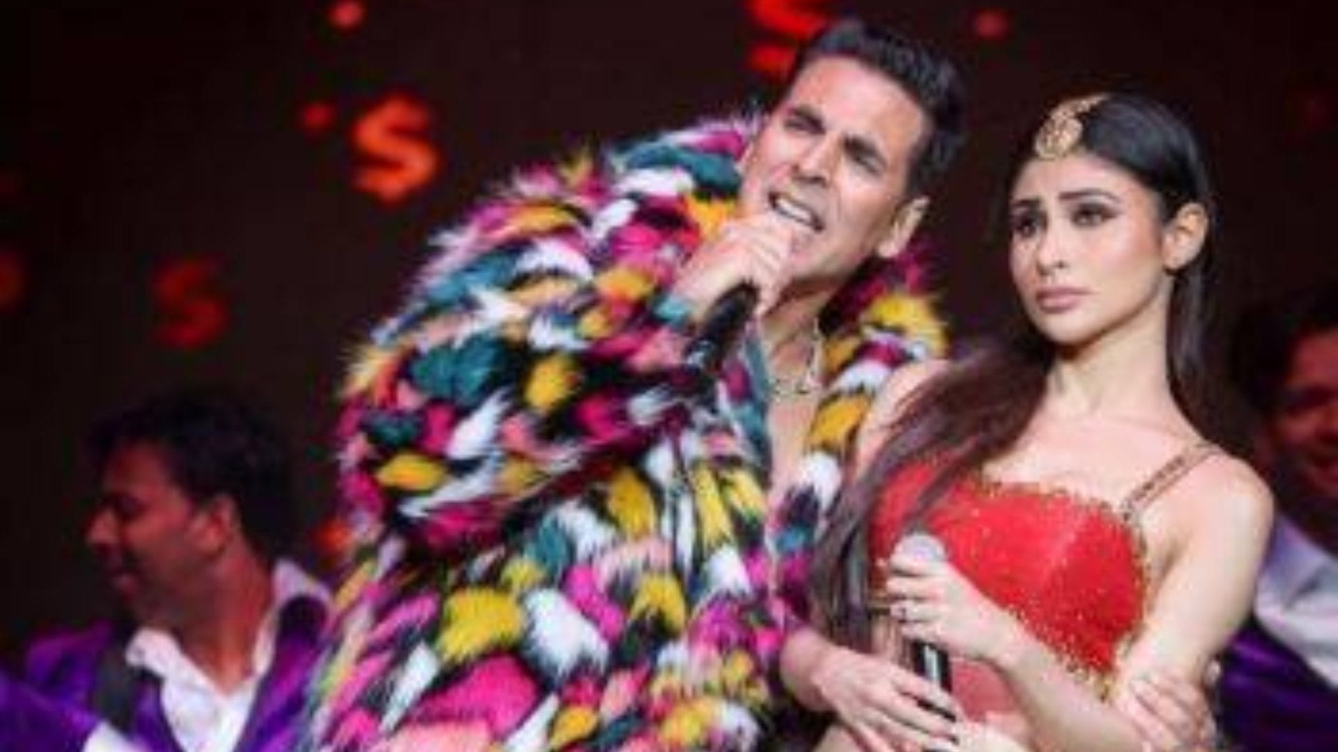 Akshay Kumar Video Viral From The Entertainers Tour 2023 Actor Trolled ...
