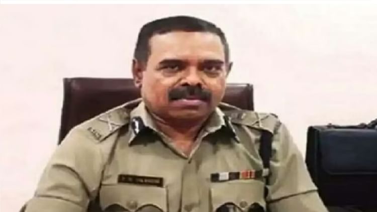 Chhattisgarh: Retired Ips Dm Awasthi New Responsibility, Additional Charge Of Eow And Acb - Amar ...