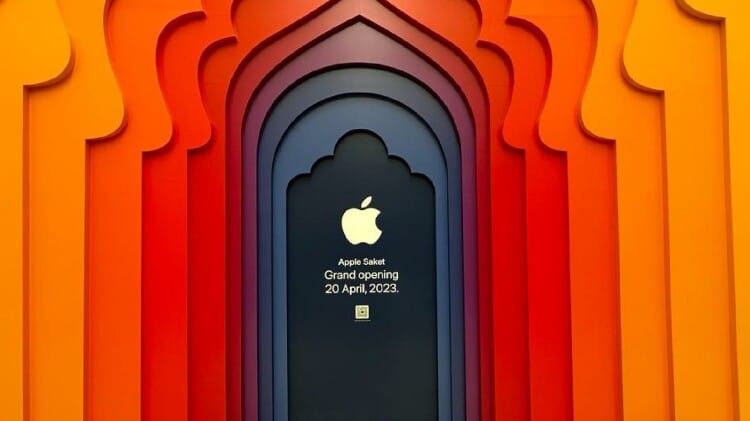 Apple Store Saket To Open Today Tim Cook May Visit Delhi All See Inside ...