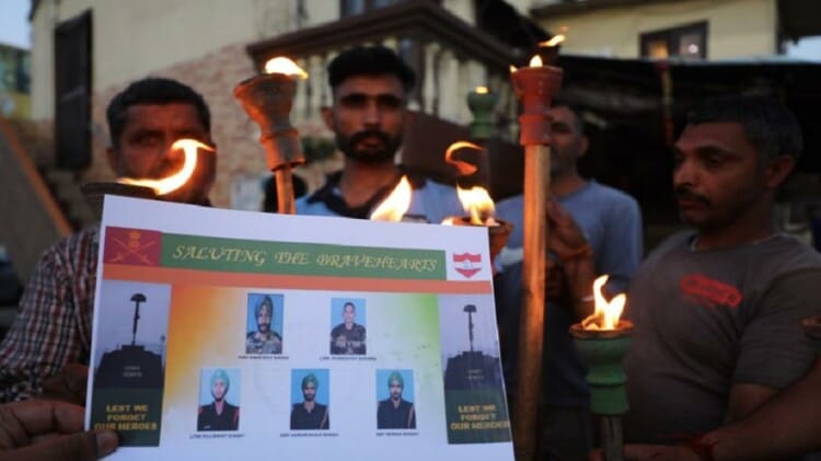 Poonch Terror Attack:पुंछ में आतंकी हमले ने ताजा किए ढांगरी के जख्म ...