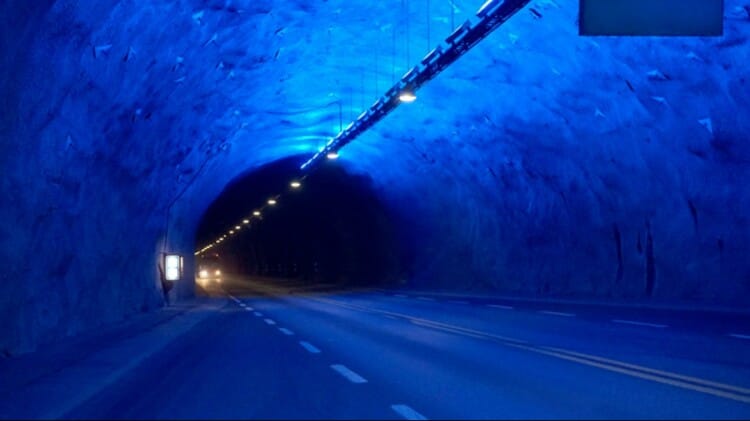 Unique Tunnel:साइकिल चलाने के लिए बनाई गई दुनिया की सबसे लंबी टनल ...