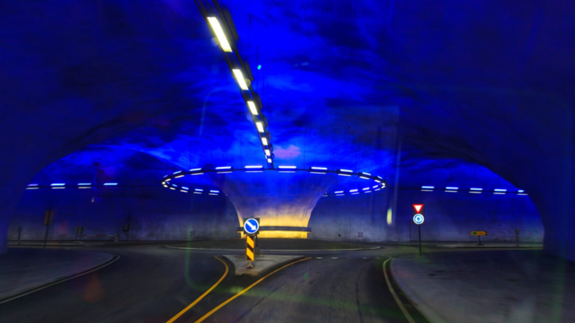 Unique Tunnel:साइकिल चलाने के लिए बनाई गई दुनिया की सबसे लंबी टनल ...