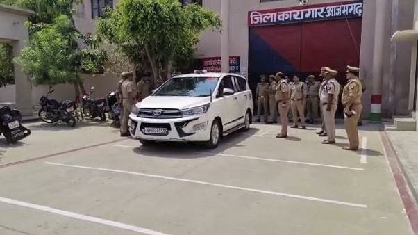 Raid In Azamgarh Jail Dm Sp Action Created Stir - Amar Ujala Hindi News ...