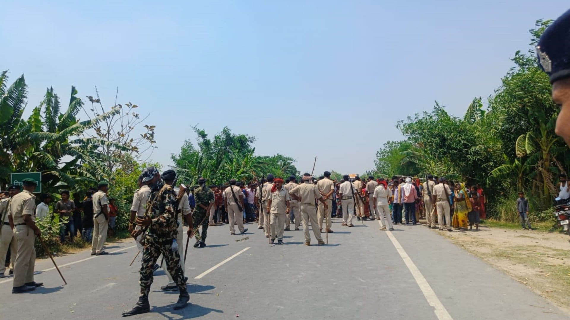 Angered By Murder Of Girl In Bettiah, Relatives Blocked Nh 727, Police ...
