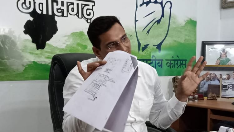 Chhattisgarh Ed Raid: Chhattisgarh Congress Mla Devendra Yadav On ...