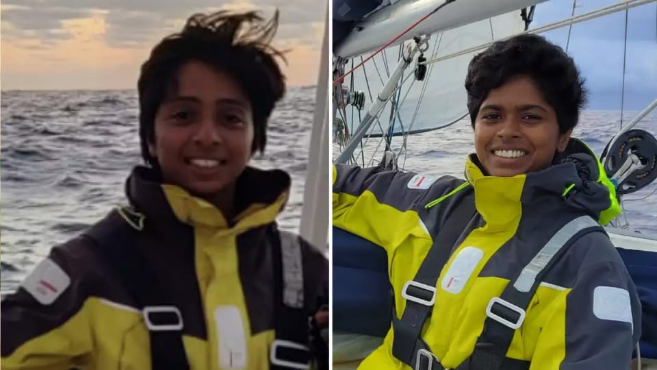 Two Brave Women Officers Of The Indian Navy Will Circumnavigate The ...