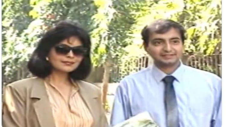 Viveck Vaswani Thanks To Zeenat Aman For Saying Yes To The Film Gawaahi ...