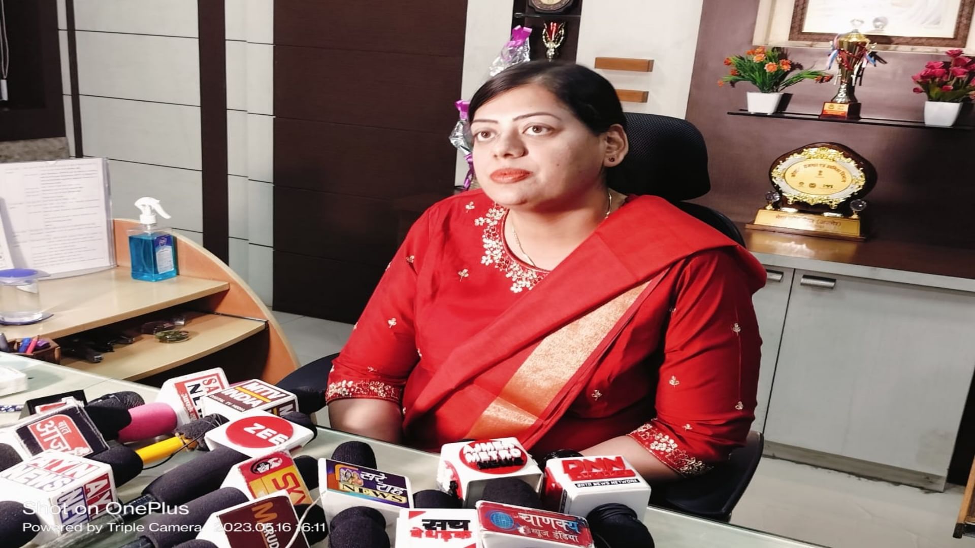 District Collector Bharti Dixit Took Charge In Ajmer - Amar Ujala Hindi News Live - Ajmer:जिला ...