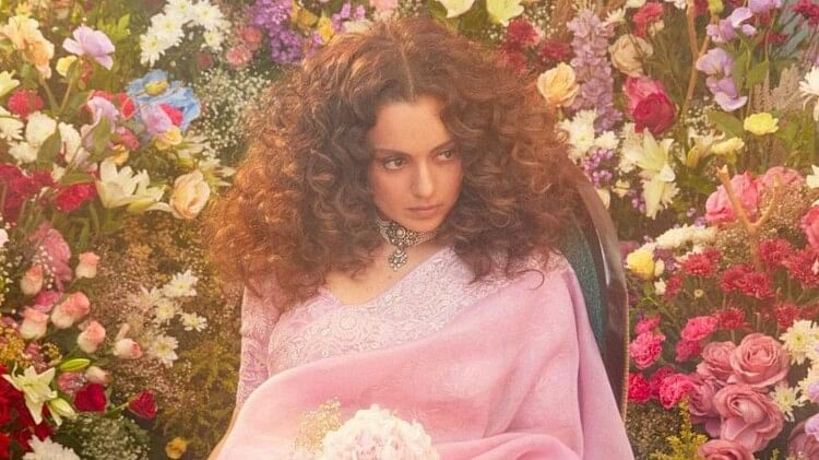 Emergency:'इमरजेंसी' देख रो पड़े बाहुबली के लेखक वी. विजयेंद्र प्रसाद ... Emergency:'इमरजेंसी' देख रो पड़े बाहुबली के लेखक वी. विजयेंद्र प्रसाद ...