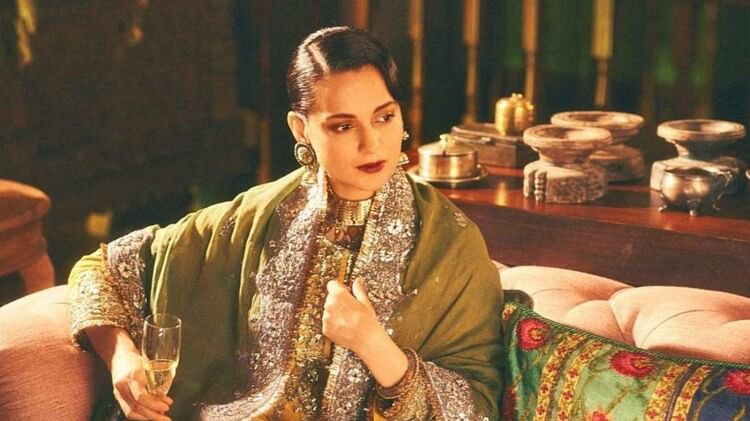 Emergency:'इमरजेंसी' देख रो पड़े बाहुबली के लेखक वी. विजयेंद्र प्रसाद ... Emergency:'इमरजेंसी' देख रो पड़े बाहुबली के लेखक वी. विजयेंद्र प्रसाद ...