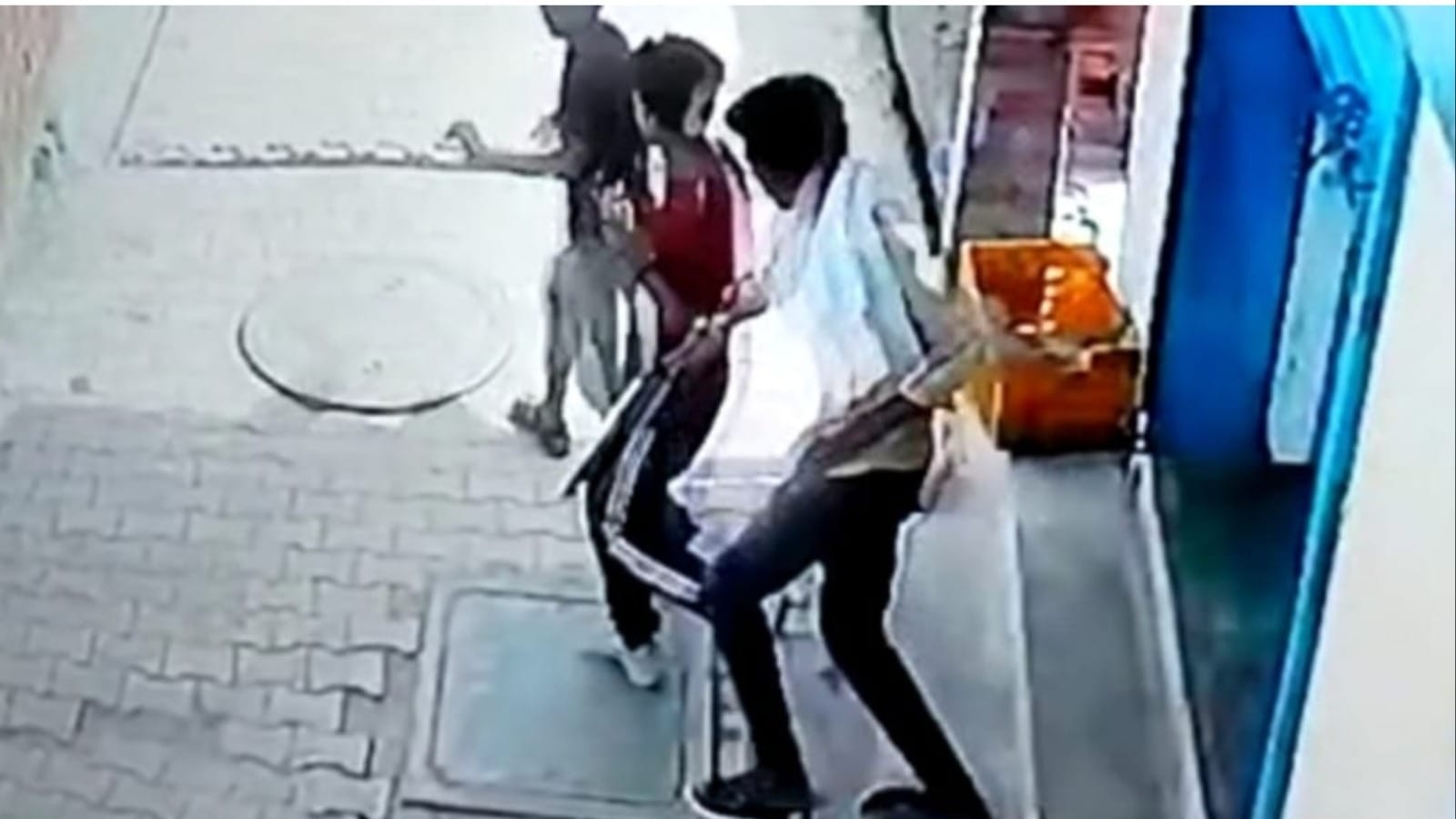 Murder In Rohtak:बलियाना में दुकानदार की गोली मारकर हत्या, वारदात Cctv ...