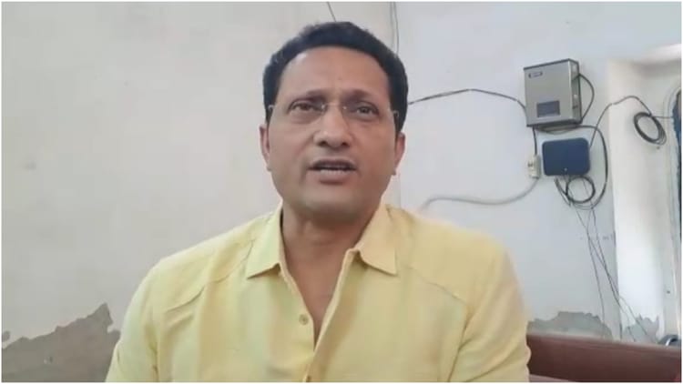 Former Chairman Of Dholpur Ritesh Sharma Said Gravel Transport Means Of ...