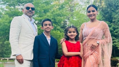 Meenu Gupta Won The Title Of Mrs Usa Universe 2022 In America - Amar ...