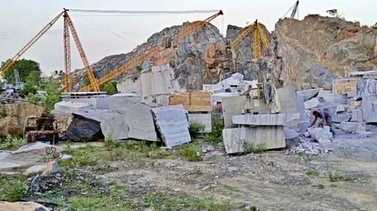 The Black Stone Of Kotputli's Bhainslana Was Used In The New Parliament ...