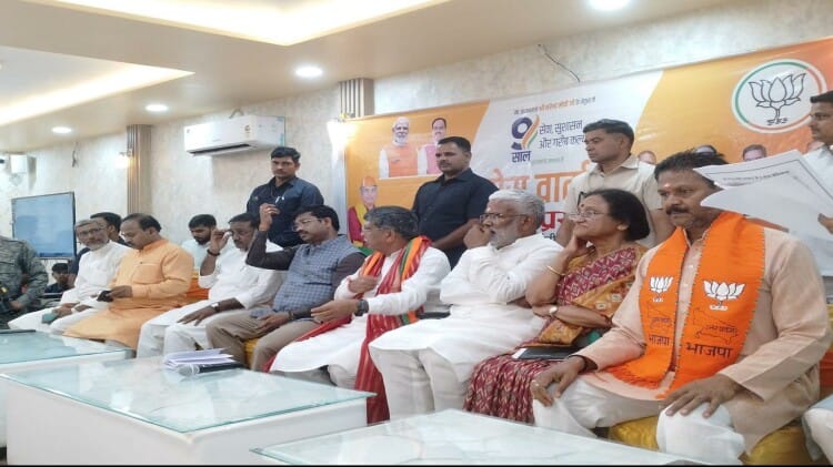 Modi Sarkar Ke 9 Saal:सांसद आदित्य प्रसाद बोले- pm मोदी के नेतृत्व में ...