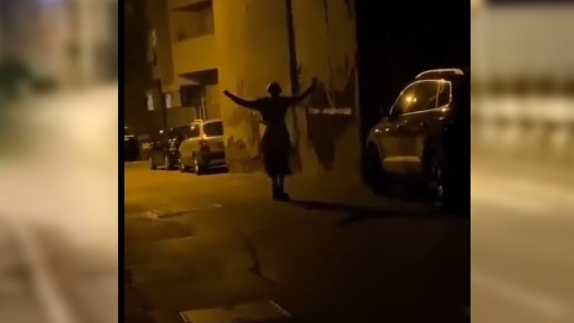 Serbian Dancing Lady:सड़कों पर डांस करती है भूतिया औरत, देखने वाला नहीं ...