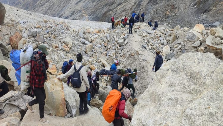 Uttarkashi News Guide Dead Body Brought To Gangotri After 11 Days From ...