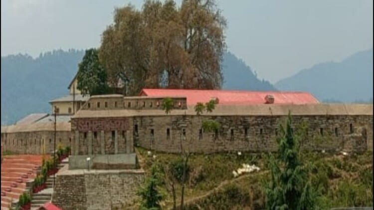 भारत के इस शहर में कीजिए London Fort का दीदार