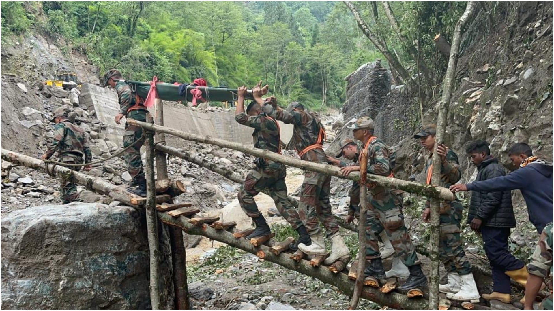 Indian Army Continues Relief And Rescue Operations In North Sikkim ...