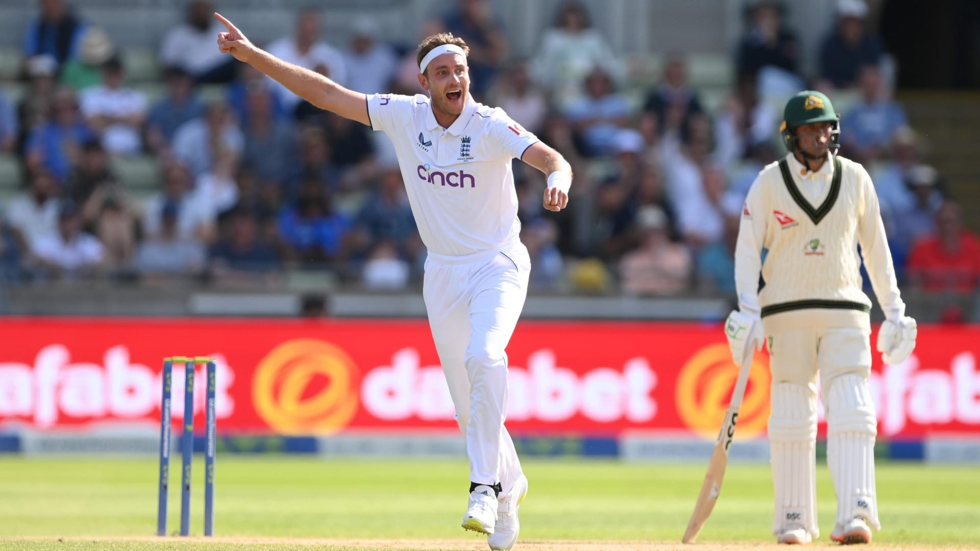 Eng Vs Aus:ऑस्ट्रेलिया को दूसरी पारी में लगे शुरुआती झटके, जीत से 174 ...