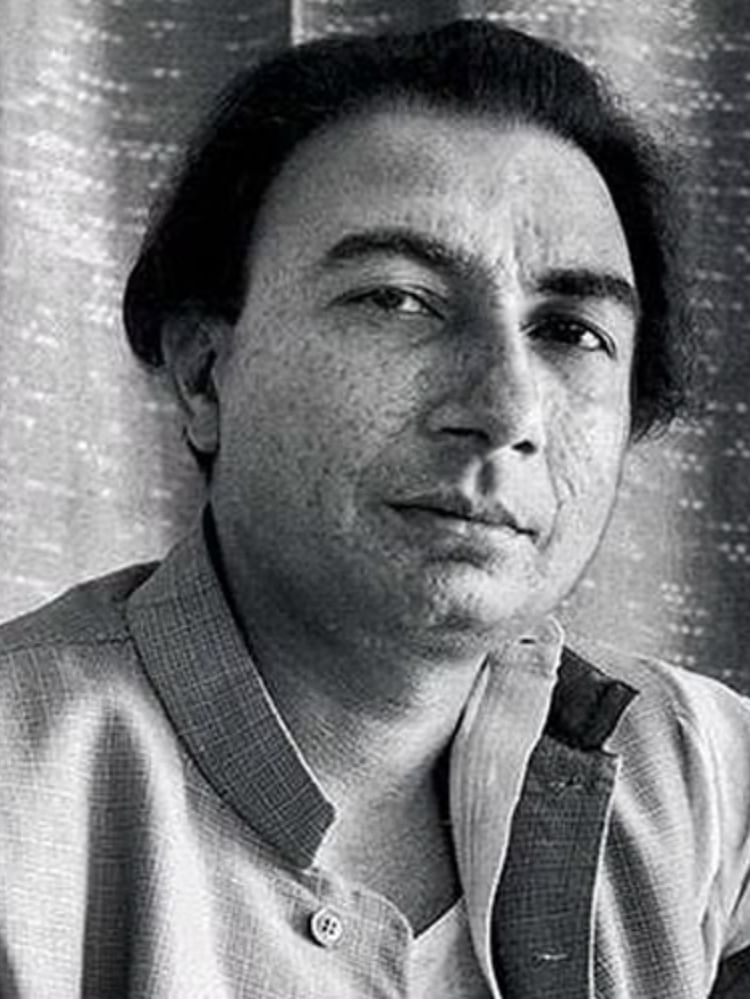 Sahir Ludhianvi Ghazal Bahut Ghutan Hai Koi Soorat E Bayaan Nikle ...