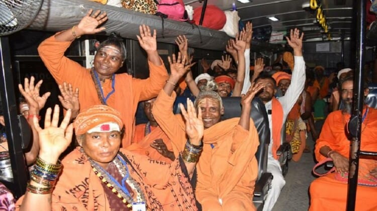 Amarnath Yatra 2023:बाबा बर्फानी के भक्तों में जबरदस्त जोश, डमरू और ...