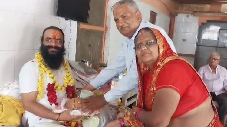 Guru Purnima 2023 Religious City Pushkar Immersed In Guruvandan On Guru ...