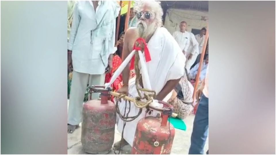 Rajasthan News 65-year-old Baba Janakidas Baba Health Secrets Lift ...