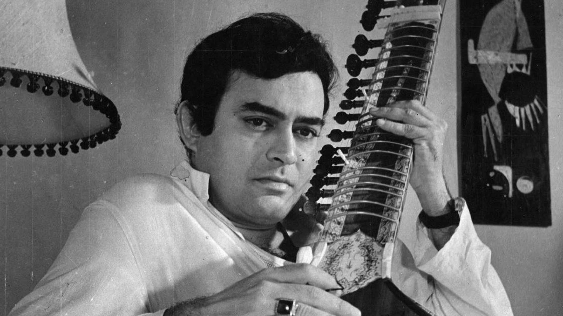 Sanjeev Kumar Death Anniversary Know Unknown Facts About Actor Life And ...