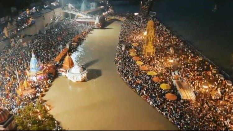 Kanwar Yatra 2023 Huge Crowd In Haridwar Even Rainfall More Than 89 ...