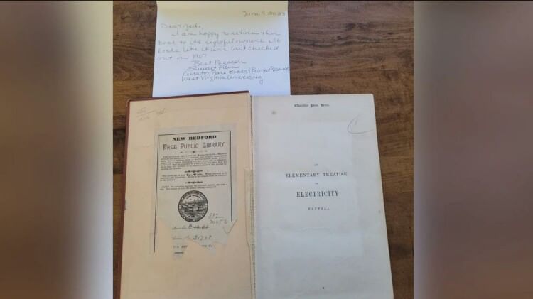 Us:119 साल पहले लाइब्रेरी से ली गई किताब अब लौटाई गई, 141 साल पुरानी ...