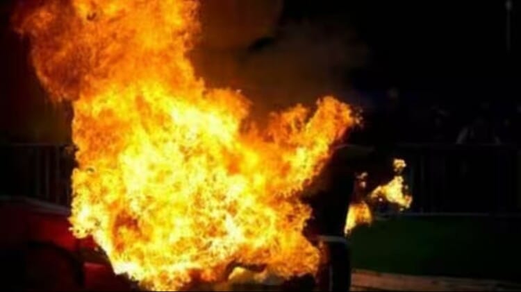 Pakistan: House Caught Fire Due To Refrigerator Compressor Explosion ...