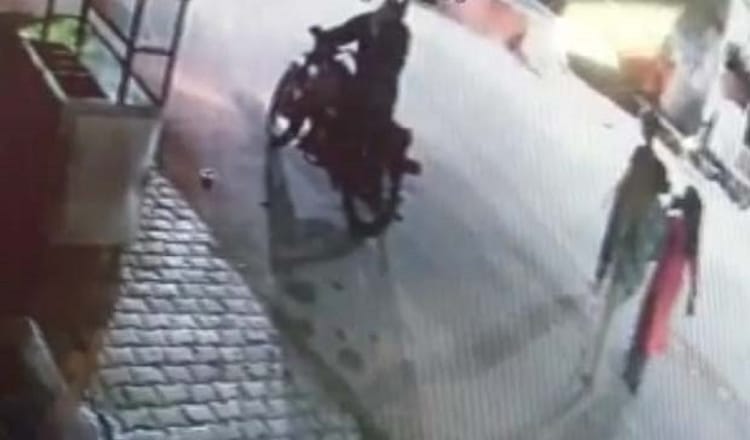 Molested Teenage Girls Chased Them Home, Incident Captured In Cctv ...