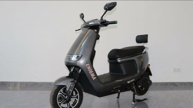 Enigma Ambier N8 Electric Scooter Launched With 200 Km Range, Know ...